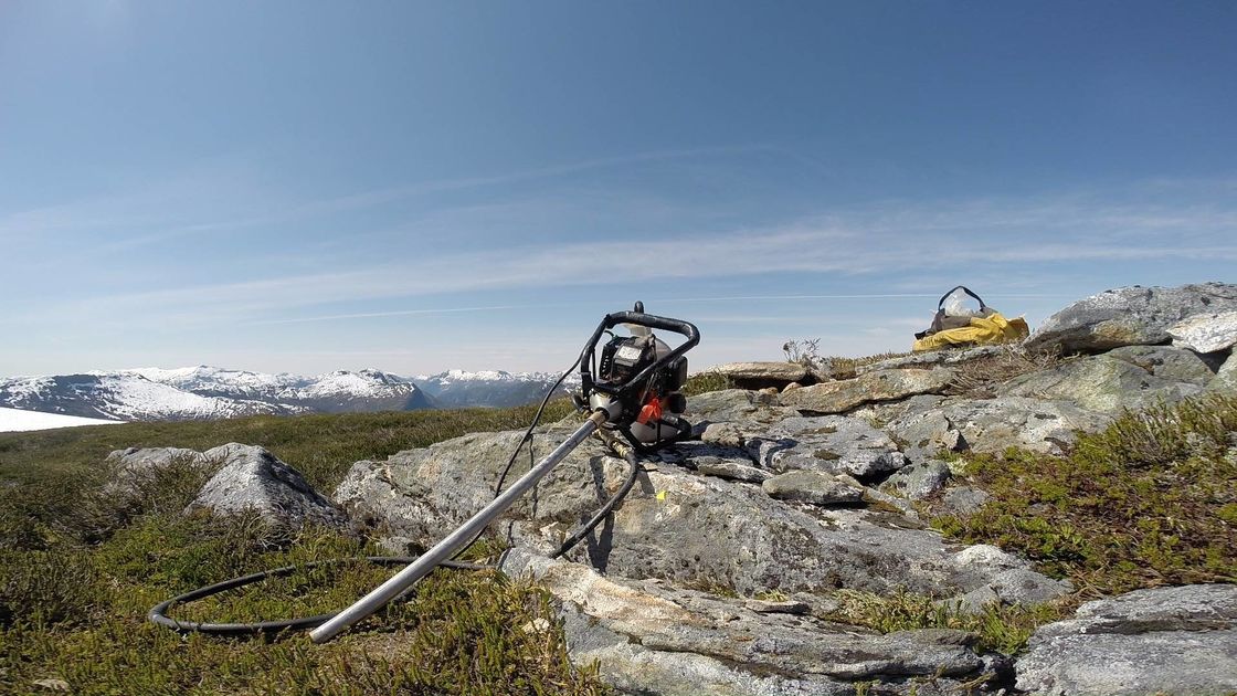 Portable Diamond Core Drilling Machine Mineral Exploration For Quickly ...