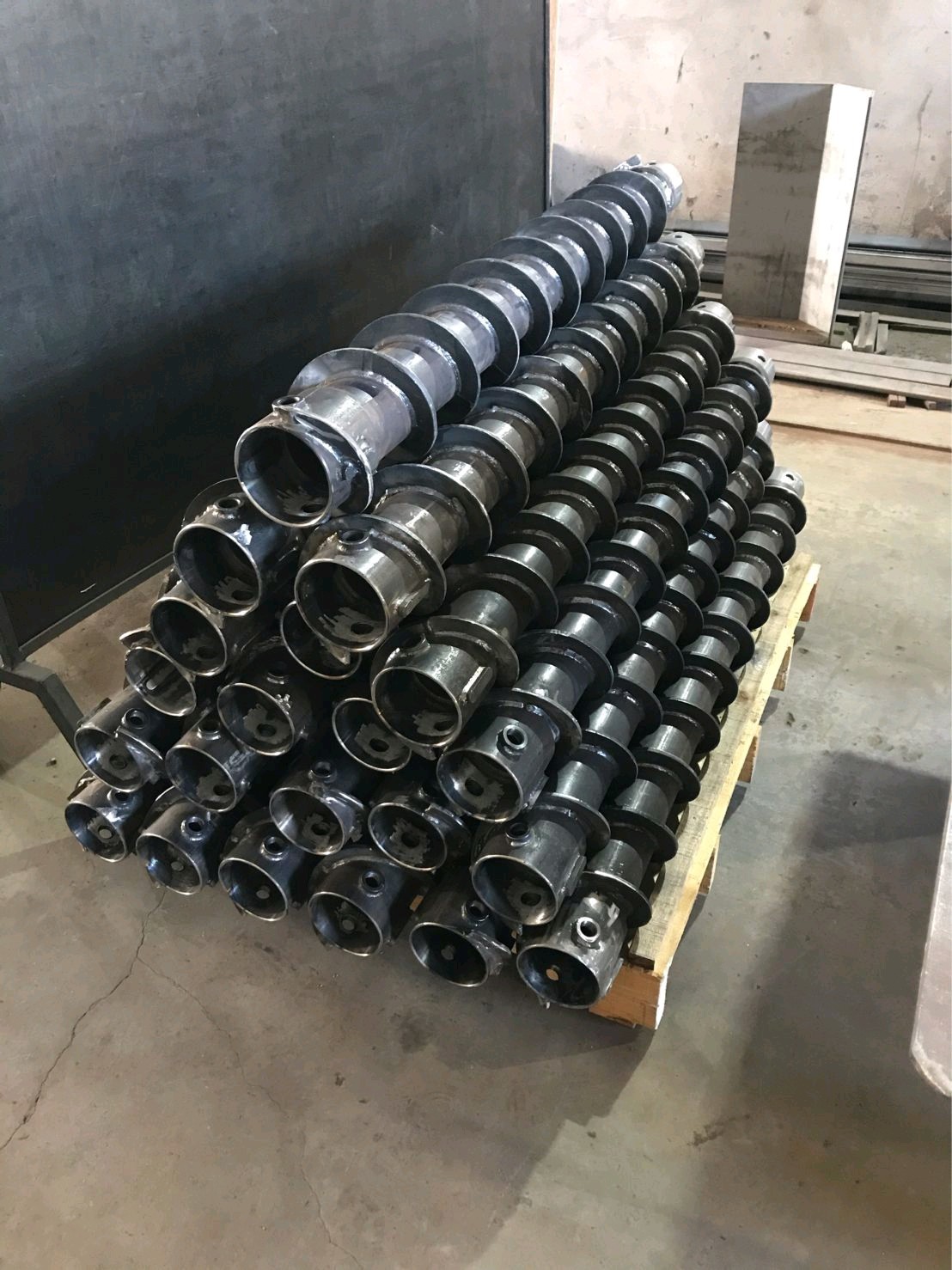 6 5/8″ (169mm) Triple Key Heavy Duty Hollow Stem Auger for soil sampling